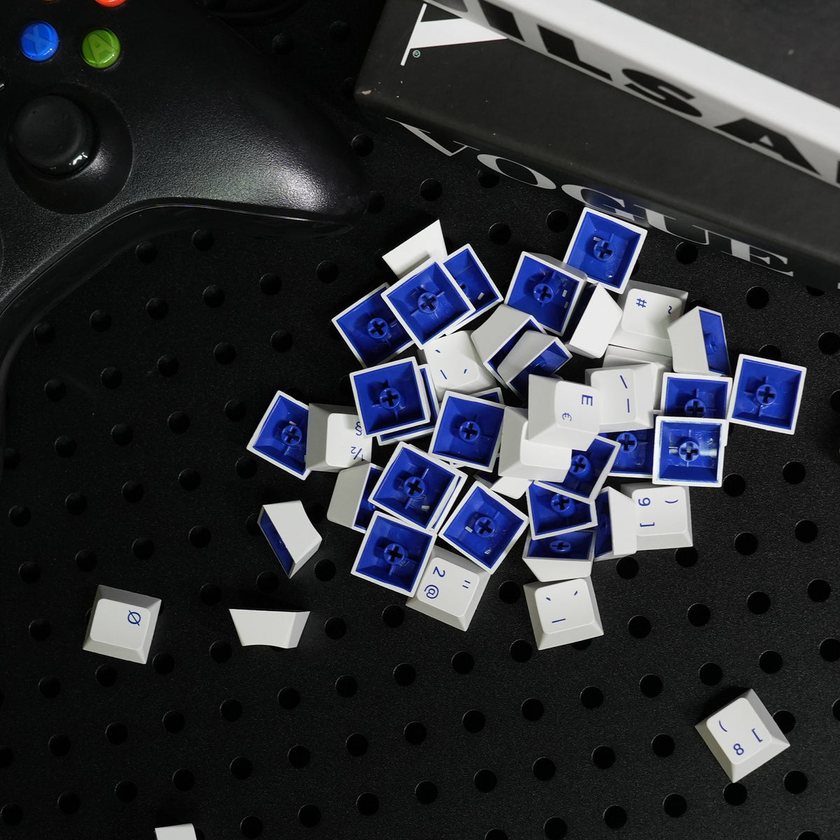 Blue on White ISO Nordic Keycap Set (49-key) | AKKO EU